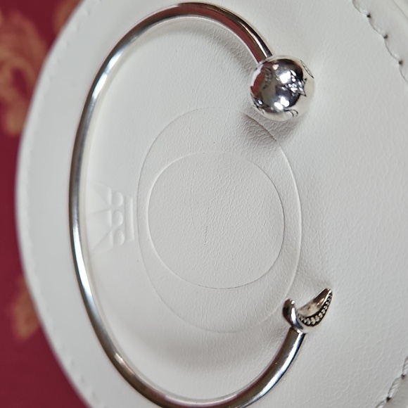 Pandora | Jewelry | Pandora Classic Silver Open Bangle | Poshmark